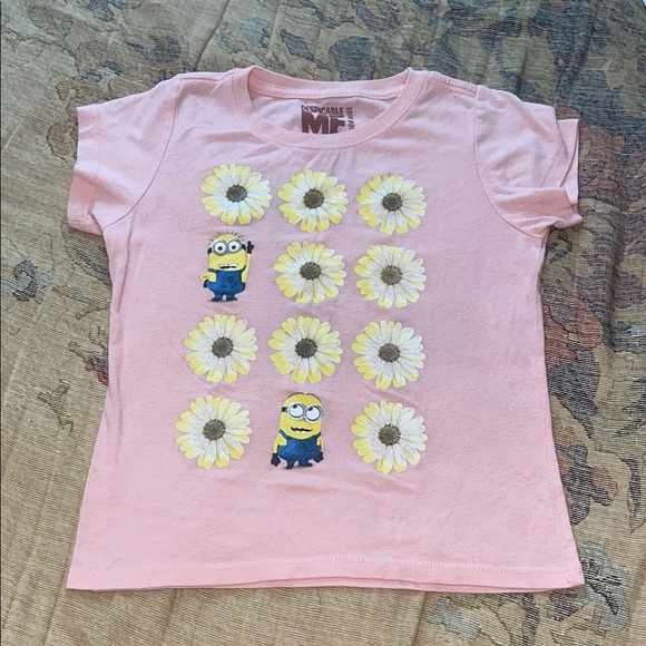 Universal | Shirts & Tops | Universal Pink Short Sleeve Tee With Daisy ...